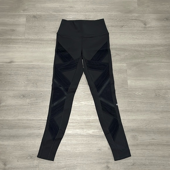ALO Yoga | Pants & Jumpsuits | Alo Moto Leggings | Poshmark